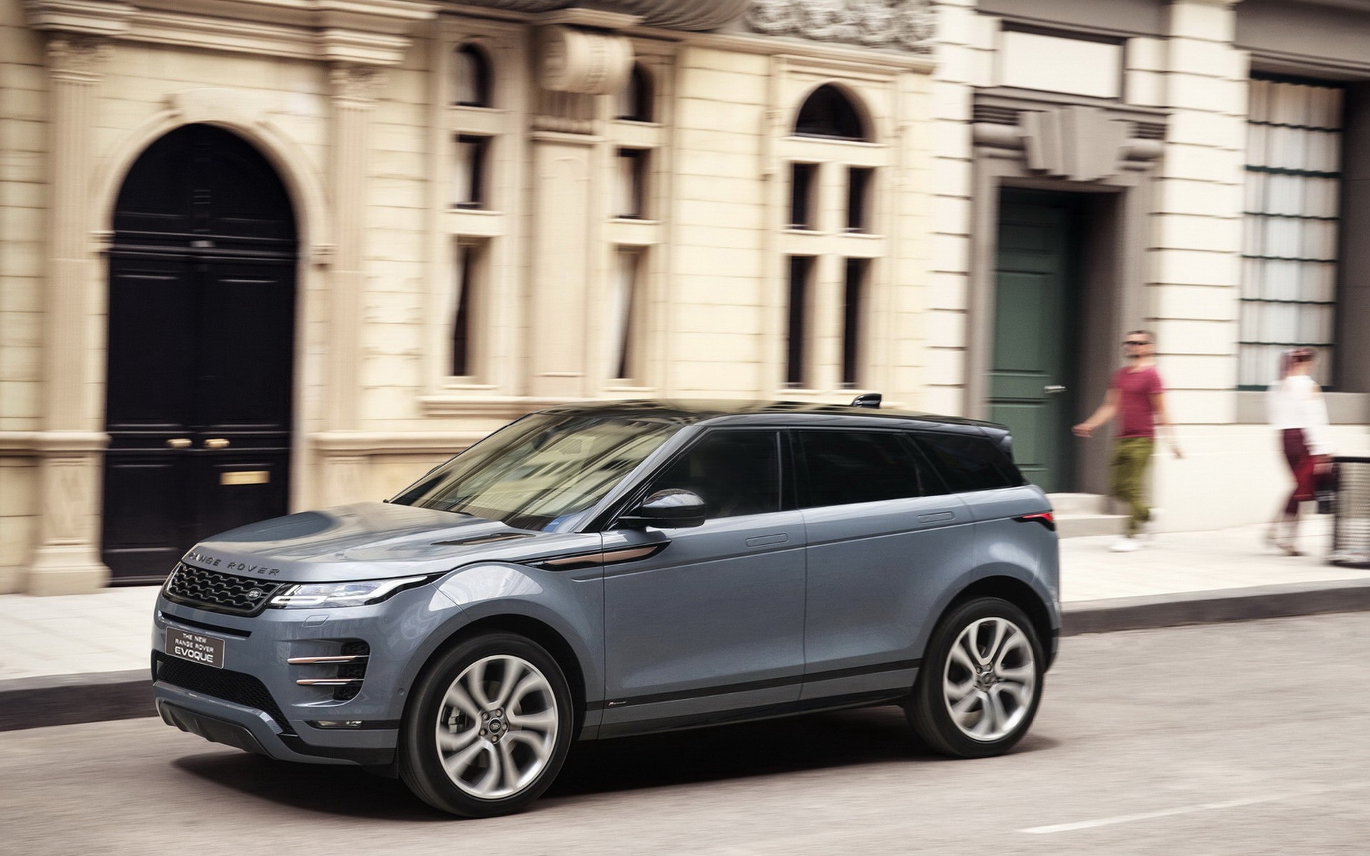 RANGE ROVER EVOQUE. ΕΚΛΕΠΤΥΣΜΕΝΗ ΓΟΗΤΕΙΑ. - Μοντέρνα αισθητική ...